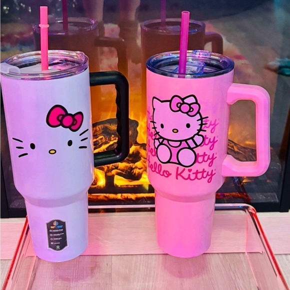 Hello Kitty | Kitchen | Bnwt Hello Kitty Tumblers Both Bnwt | Poshmark